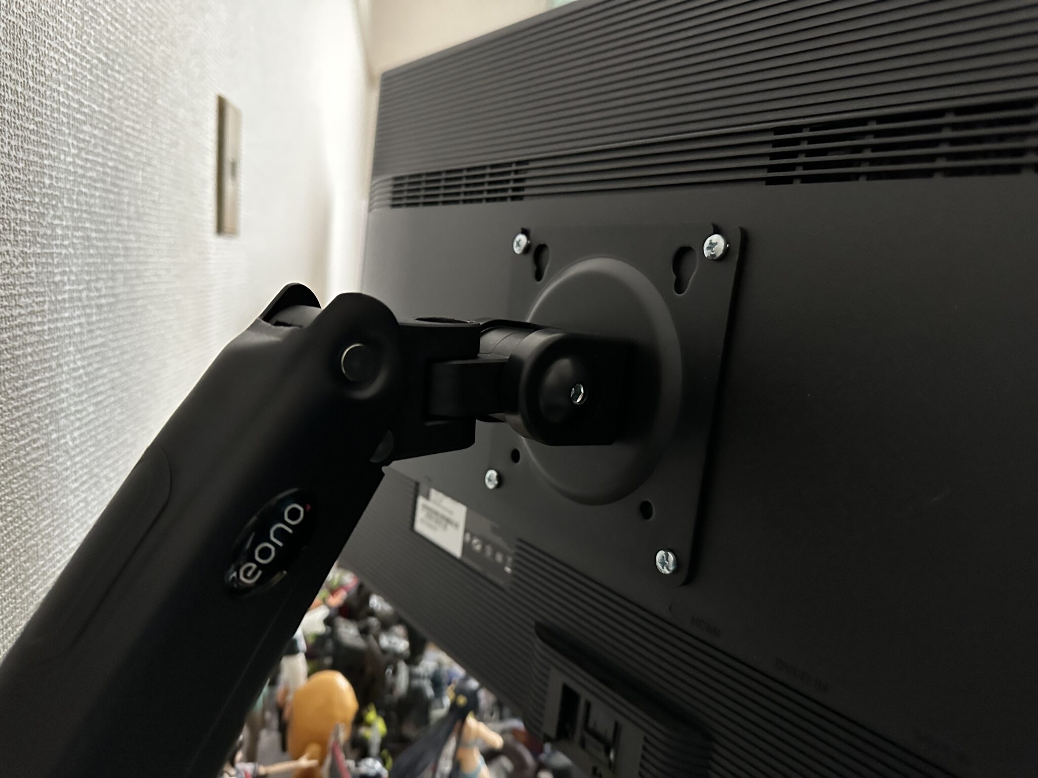 机が狭いのでEonoの安いモニターアームを買ってみた|Amazonブランドってどんなもんなの？【PC周辺機器レビュー】 - Digital ...